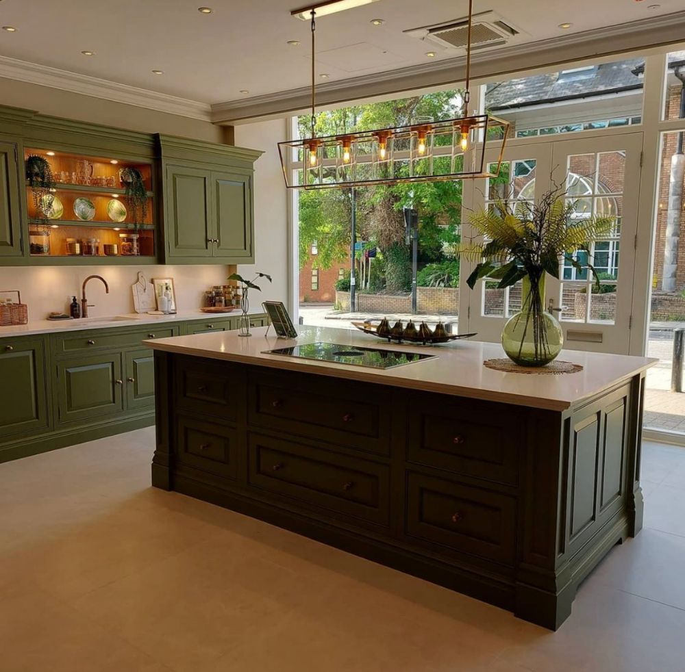 Tom Howley Kitchens - St Albans Showroom - Lumiere
